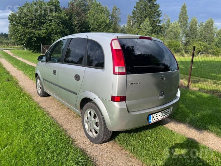 Opel Meriva 2004 in Jelgava, with an engine capacity of 1.60 L and mileage of 219 thousand km for 1200 €, photo 3 on AUTOMOTO.COM.LV