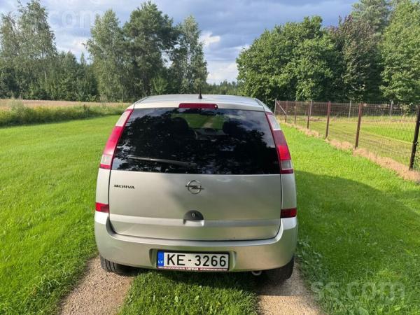 Opel Meriva 2004 in Jelgava, with an engine capacity of 1.60 L and mileage of 219 thousand km for 1200 €, photo 4 on AUTOMOTO.COM.LV