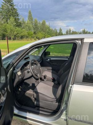 Opel Meriva 2004 in Jelgava, with an engine capacity of 1.60 L and mileage of 219 thousand km for 1200 €, photo 11 on AUTOMOTO.COM.LV