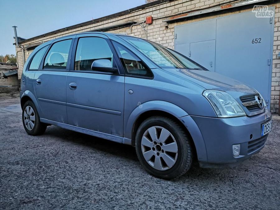 Opel Meriva 2004 in Visaginas, with an engine capacity of 1.70 L and mileage of 299 thousand km for 420 €, photo 2 on AUTOMOTO.COM.LV