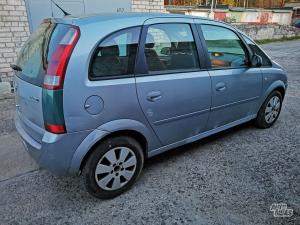 Opel Meriva 2004 in Visaginas, with an engine capacity of 1.70 L and mileage of 299 thousand km for 420 €, photo 3 on AUTOMOTO.COM.LV