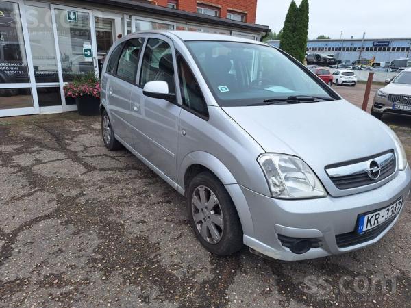 Opel Meriva 2006 in Jelgava, with an engine capacity of 1.60 L and mileage of 174 thousand km for 1400 €, photo 2 on AUTOMOTO.COM.LV