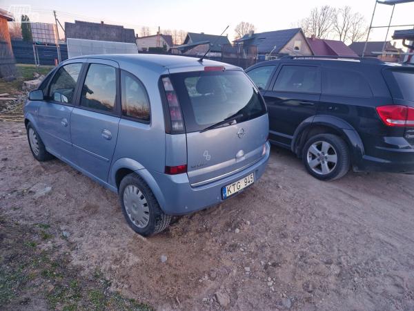 Opel Meriva 2007 in Mazeikiai, with an engine capacity of 1.80 L and mileage of 224 thousand km for 1100 €, photo 3 on AUTOMOTO.COM.LV