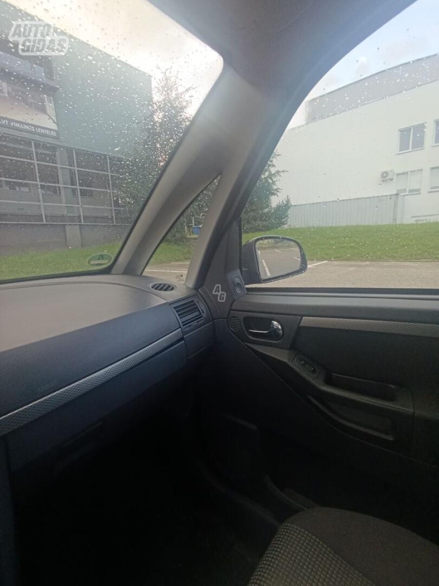 Opel Meriva 2007 in Alytus, with an engine capacity of 1.60 L and mileage of 280 thousand km for 1500 €, photo 15 on AUTOMOTO.COM.LV
