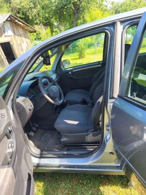 Opel Meriva 2007 in Vilnius, with an engine capacity of 1.60 L and mileage of 199 thousand km for 1100 €, photo 3 on AUTOMOTO.COM.LV
