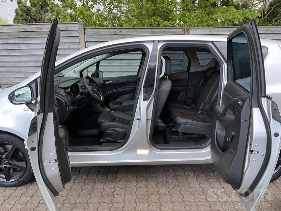 Opel Meriva 2010 Jelgava, ar dzinēja tilpumu 1.70 L un nobraukumu 0 tūkst. km par 3750 €, foto 13 vietnē AUTOMOTO.COM.LV