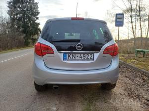 Opel Meriva 2011 in Balvi, with an engine capacity of 1.70 L and mileage of 284 thousand km for 3590 €, photo 12 on AUTOMOTO.COM.LV