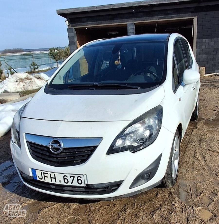 Opel Meriva 2011 in Kaunas, with an engine capacity of 1.70 L and mileage of 363 thousand km for 1300 €, photo 1 on AUTOMOTO.COM.LV