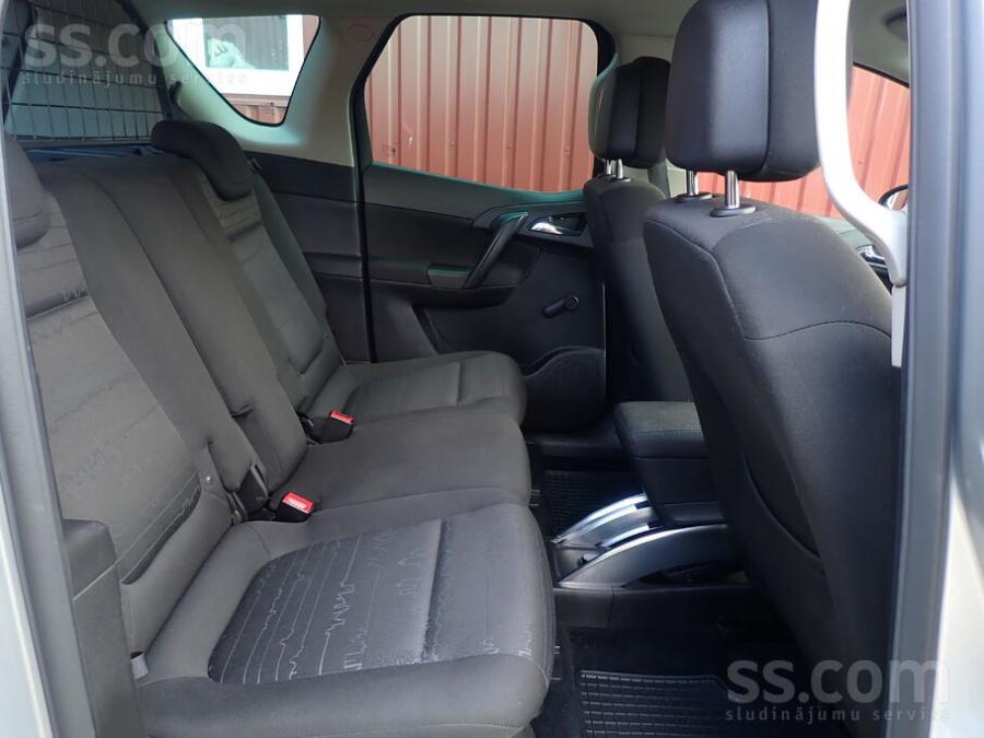 Opel Meriva 2011 Liepāja, ar dzinēja tilpumu 1.70 L un nobraukumu 237 tūkst. km par 4950 €, foto 4 vietnē AUTOMOTO.COM.LV
