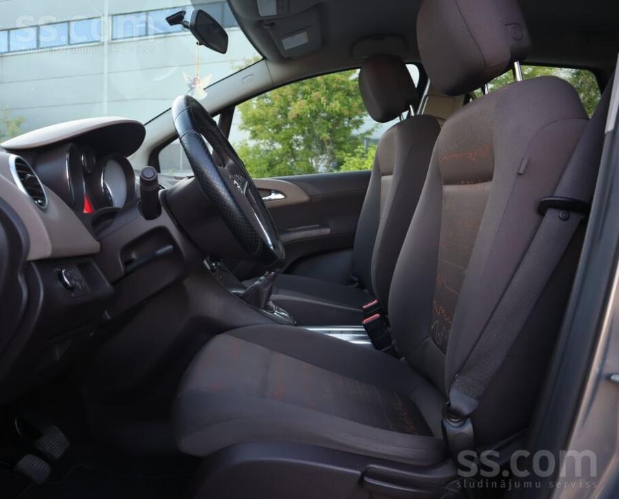 Opel Meriva 2011 in Riga, with an engine capacity of 1.30 L and mileage of 250 thousand km for 2950 €, photo 14 on AUTOMOTO.COM.LV
