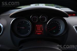 Opel Meriva 2011 in Riga, with an engine capacity of 1.30 L and mileage of 250 thousand km for 2950 €, photo 21 on AUTOMOTO.COM.LV