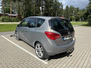 Opel Meriva 2011 in Riga, with an engine capacity of 1.70 L and mileage of 199 thousand km for 2500 €, photo 5 on AUTOMOTO.COM.LV