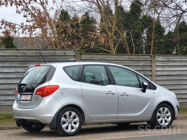 Opel Meriva 2012 in Jelgava, with an engine capacity of 1.40 L and mileage of 172 thousand km for 4990 €, photo 3 on AUTOMOTO.COM.LV