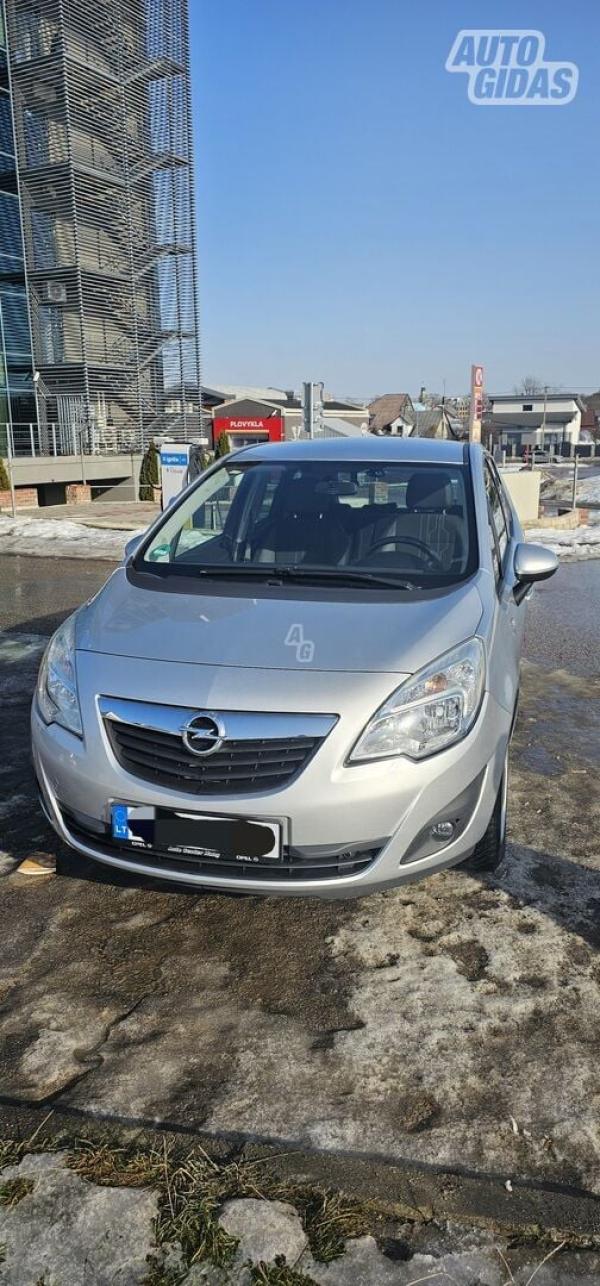 Opel Meriva 2012 in Alytus, with an engine capacity of 1.40 L and mileage of 215 thousand km for 3700 €, photo 2 on AUTOMOTO.COM.LV