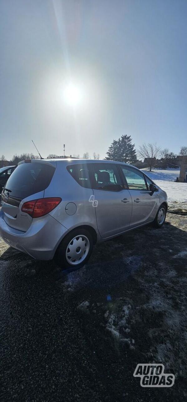 Opel Meriva 2012 in Alytus, with an engine capacity of 1.40 L and mileage of 215 thousand km for 3700 €, photo 4 on AUTOMOTO.COM.LV