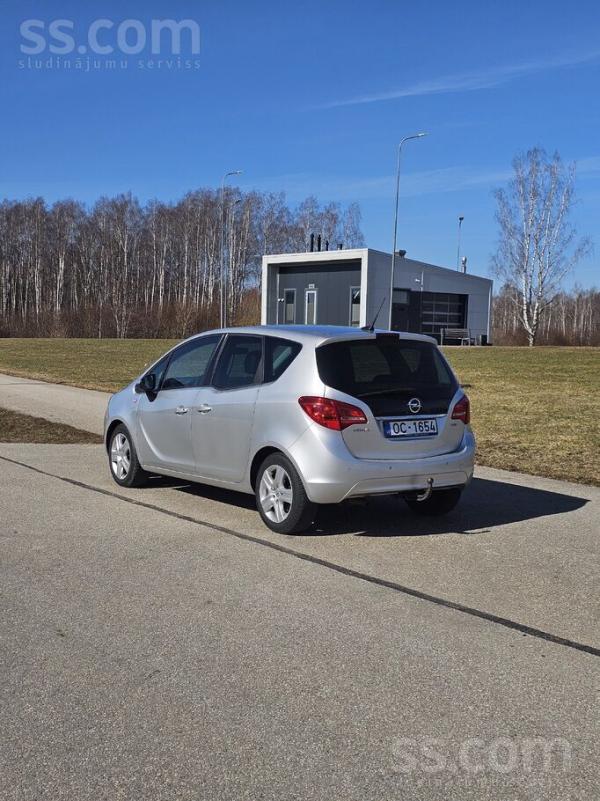 Opel Meriva 2012 Tukums, ar dzinēja tilpumu 1.70 L un nobraukumu 237 tūkst. km par 3750 €, foto 3 vietnē AUTOMOTO.COM.LV