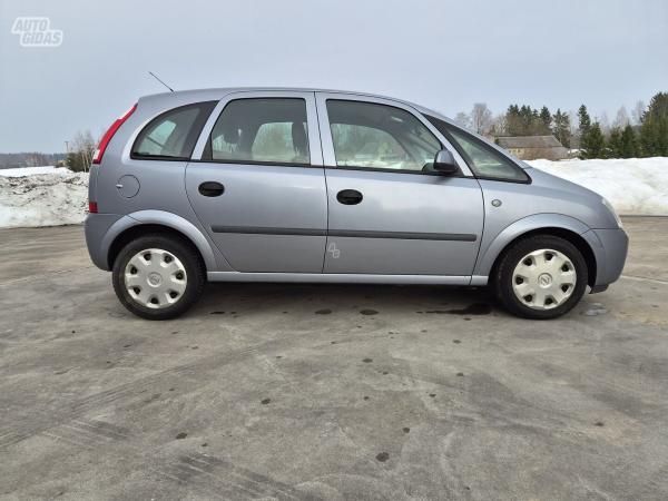 Opel Meriva 2003 in Plunge, with an engine capacity of 1.60 L and mileage of 167 thousand km for 1300 €, photo 3 on AUTOMOTO.COM.LV