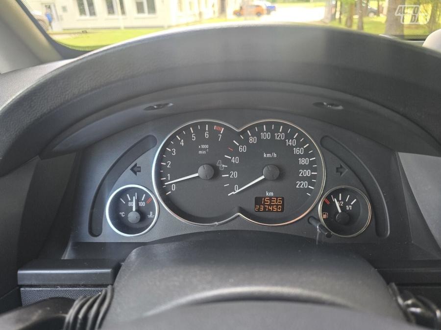 Opel Meriva 2003 Radviliškis, ar dzinēja tilpumu 1.80 L un nobraukumu 237 tūkst. km par 1150 €, foto 19 vietnē AUTOMOTO.COM.LV