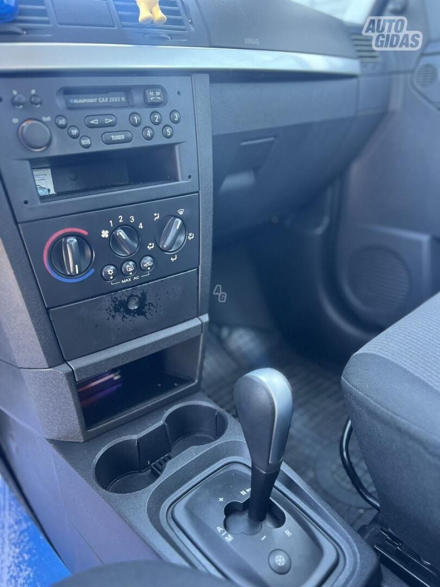 Opel Meriva 2003 Kretinga, ar dzinēja tilpumu 1.80 L un nobraukumu 160 tūkst. km par 1450 €, foto 14 vietnē AUTOMOTO.COM.LV