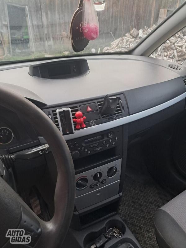 Opel Meriva 2003 in Prienai, with an engine capacity of 1.60 L and mileage of 206 thousand km for 900 €, photo 1 on AUTOMOTO.COM.LV