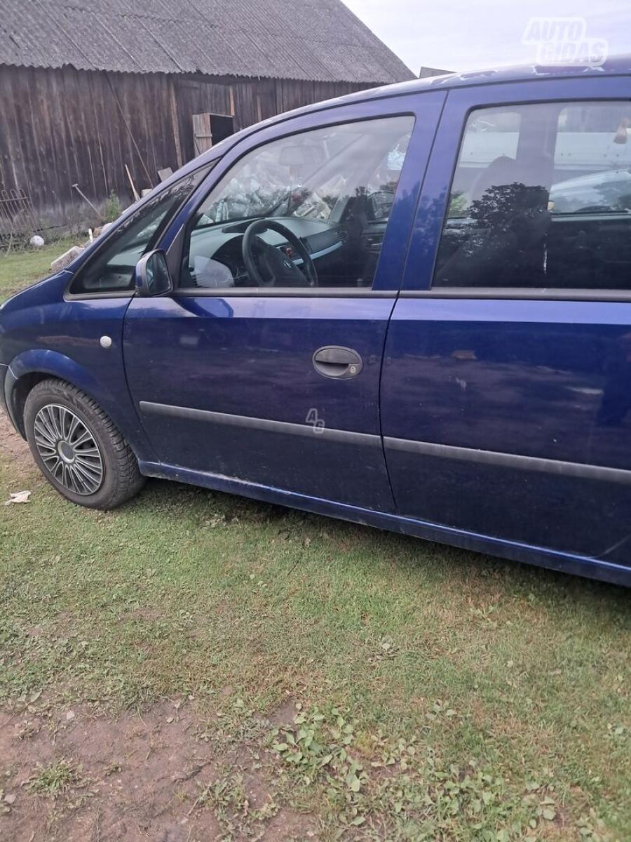 Opel Meriva 2003 in Prienai, with an engine capacity of 1.60 L and mileage of 206 thousand km for 900 €, photo 6 on AUTOMOTO.COM.LV