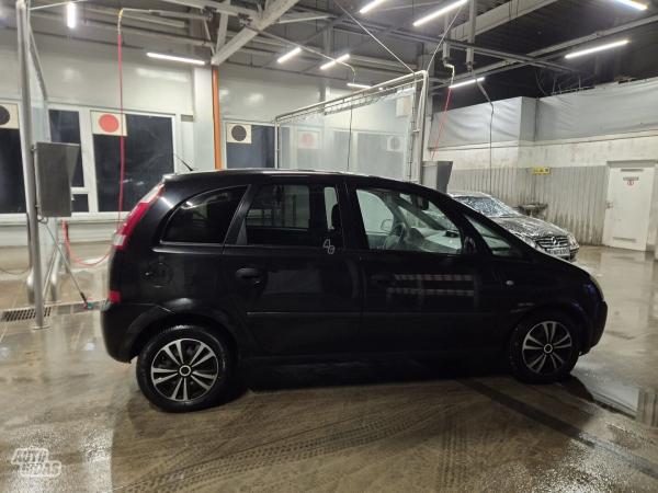 Opel Meriva 2004 in Siauliai, with an engine capacity of 1.70 L and mileage of 216 thousand km for 700 €, photo 6 on AUTOMOTO.COM.LV