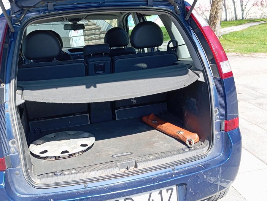 Opel Meriva 2004 Viļņa, ar dzinēja tilpumu 1.70 L un nobraukumu 274 tūkst. km par 600 €, foto 19 vietnē AUTOMOTO.COM.LV