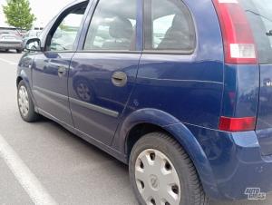 Opel Meriva 2004 in Vilnius, with an engine capacity of 1.70 L and mileage of 274 thousand km for 650 €, photo 9 on AUTOMOTO.COM.LV
