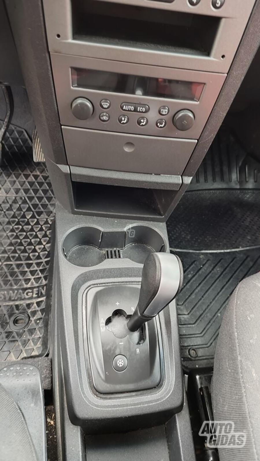 Opel Meriva 2004 Marijampole, ar dzinēja tilpumu 1.60 L un nobraukumu 136 tūkst. km par 450 €, foto 21 vietnē AUTOMOTO.COM.LV