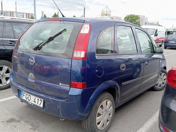 Opel Meriva 2004 Viļņa, ar dzinēja tilpumu 1.70 L un nobraukumu 274 tūkst. km par 600 €, foto 4 vietnē AUTOMOTO.COM.LV