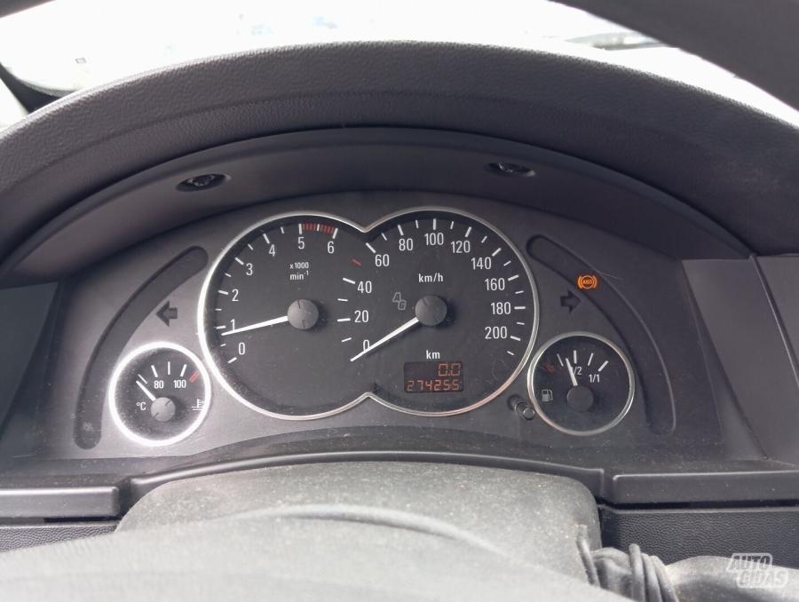 Opel Meriva 2004 in Vilnius, with an engine capacity of 1.70 L and mileage of 274 thousand km for 600 €, photo 14 on AUTOMOTO.COM.LV