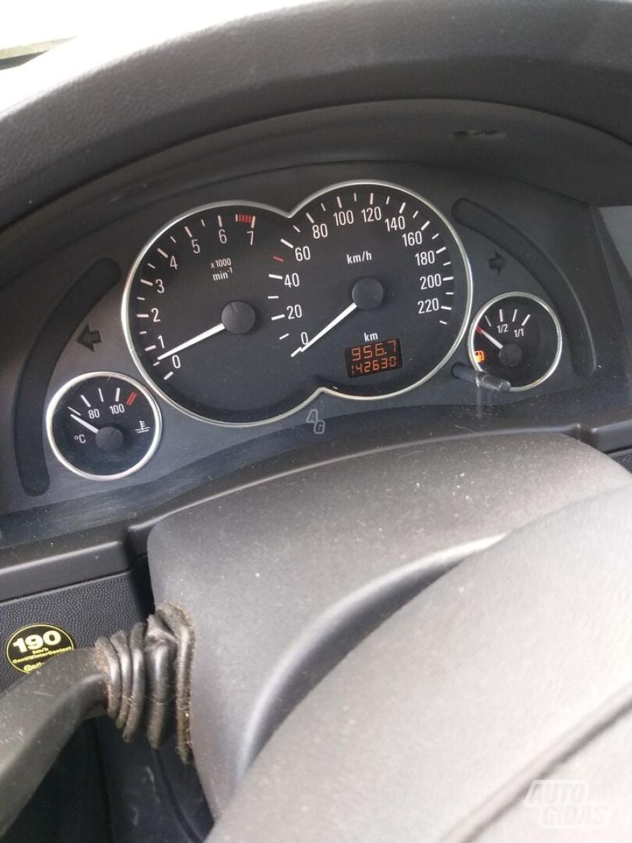 Opel Meriva 2004 Viļņa, ar dzinēja tilpumu 1.60 L un nobraukumu 2 tūkst. km par 650 €, foto 6 vietnē AUTOMOTO.COM.LV