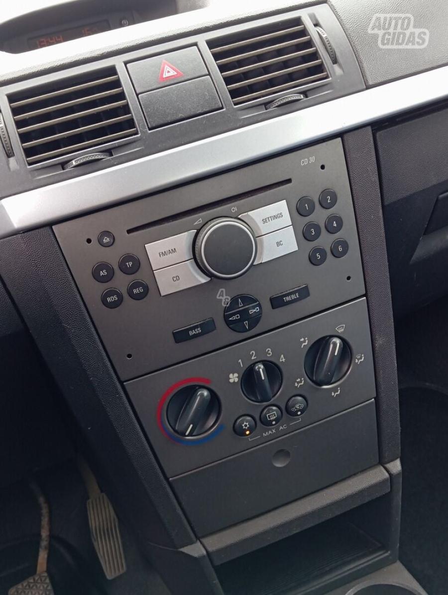 Opel Meriva 2004 in Vilnius, with an engine capacity of 1.70 L and mileage of 274 thousand km for 600 €, photo 14 on AUTOMOTO.COM.LV