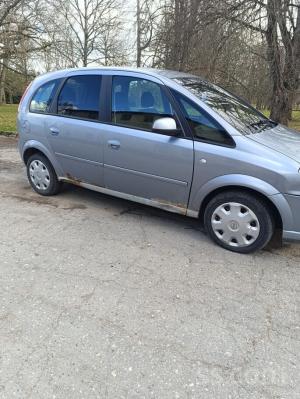 Opel Meriva 2004 in Riga, with an engine capacity of 1.70 L and mileage of 257 thousand km for 500 €, photo 3 on AUTOMOTO.COM.LV