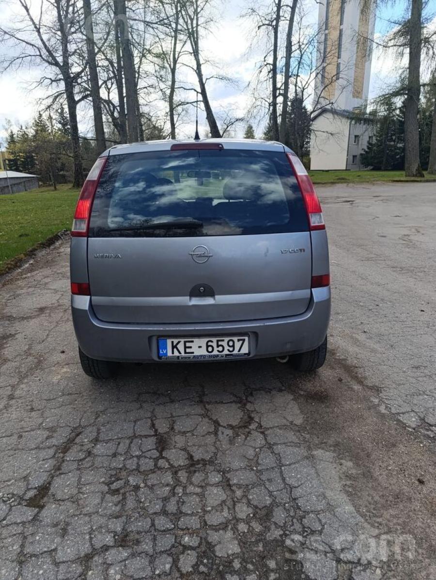 Opel Meriva 2004 in Riga, with an engine capacity of 1.70 L and mileage of 257 thousand km for 500 €, photo 4 on AUTOMOTO.COM.LV