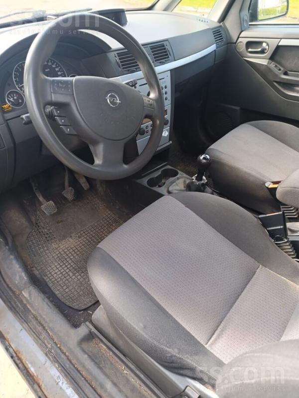 Opel Meriva 2004 in Riga, with an engine capacity of 1.70 L and mileage of 257 thousand km for 500 €, photo 4 on AUTOMOTO.COM.LV