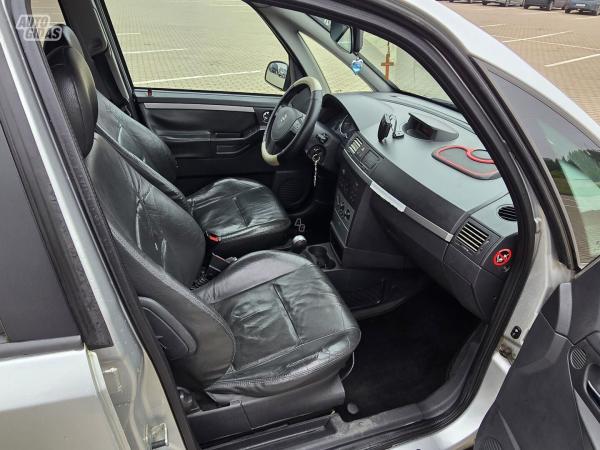 Opel Meriva 2004 Viļņa vietnē Opel Meriva 2004 Viļņa, ar dzinēja tilpumu 1.80 L un nobraukumu 209 tūkst. km par 1200 €, foto 11 vietnē AUTOMOTO.COM.LV