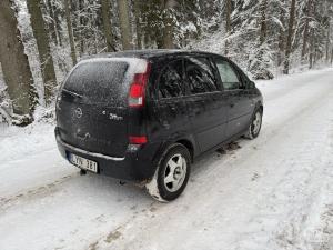 Opel Meriva 2005 in Ukmerge, with an engine capacity of 1.70 L and mileage of 300 thousand km for 600 €, photo 4 on AUTOMOTO.COM.LV