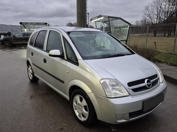 Opel Meriva 2005 in Siauliai, with an engine capacity of 1.60 L and mileage of 227 thousand km for 1300 €, photo 5 on AUTOMOTO.COM.LV