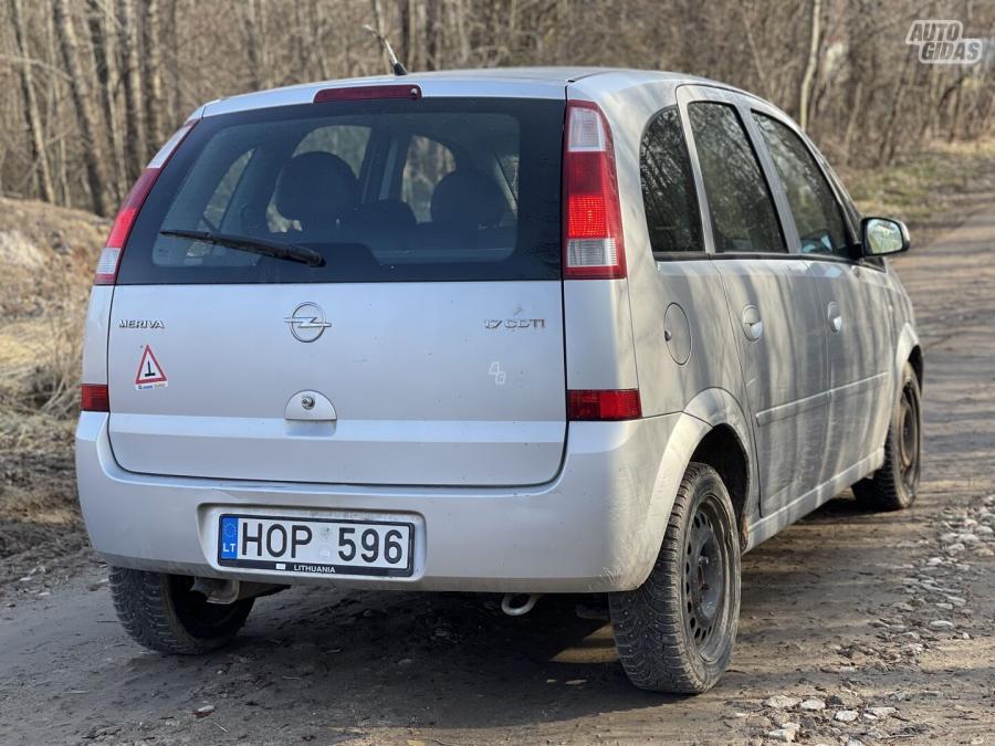 Opel Meriva 2005 in Vilnius, with an engine capacity of 1.70 L and mileage of 241 thousand km for 600 €, photo 6 on AUTOMOTO.COM.LV
