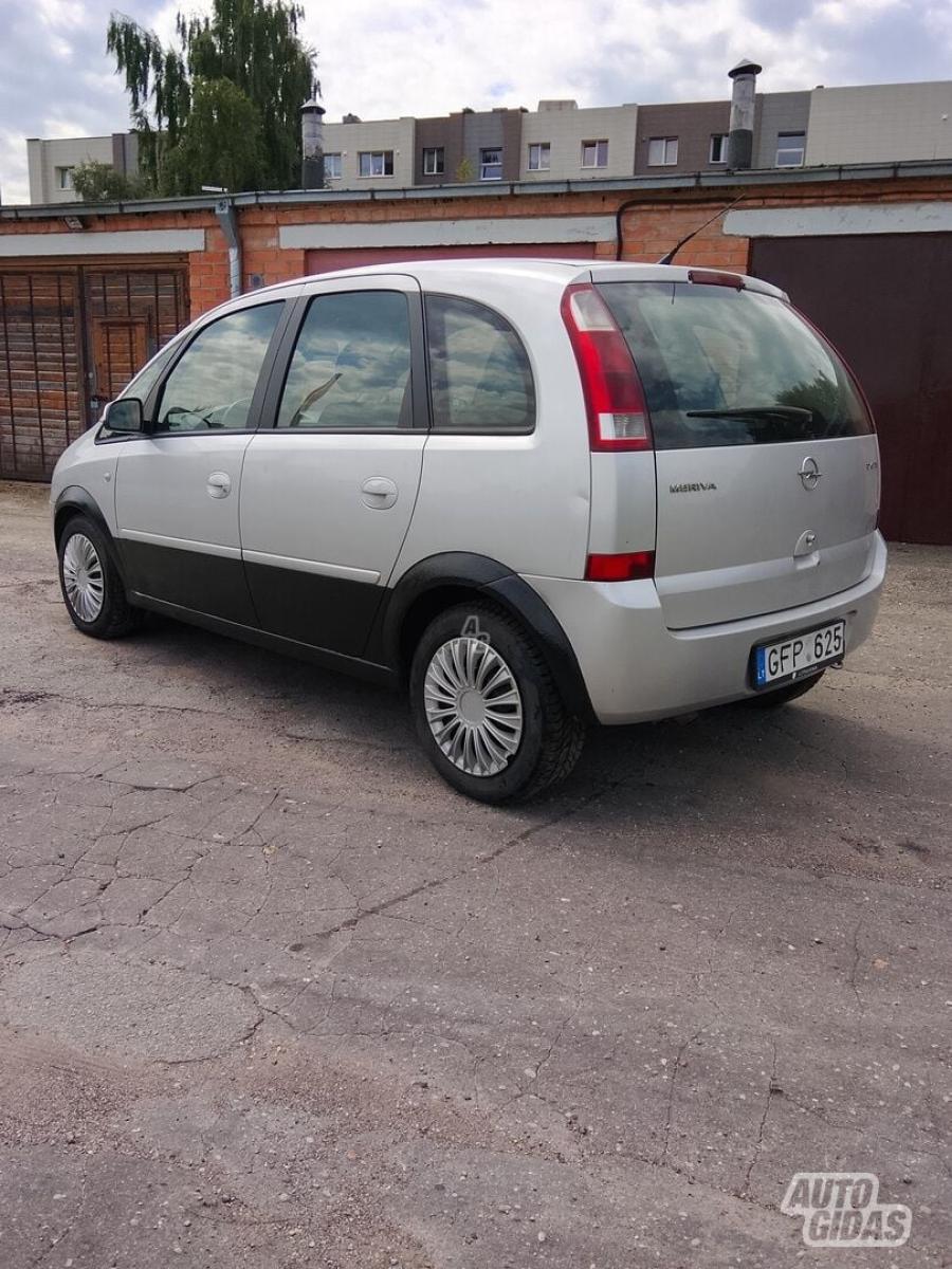 Opel Meriva 2005 in Siauliai, with an engine capacity of 1.70 L and mileage of 300 thousand km for 850 €, photo 6 on AUTOMOTO.COM.LV