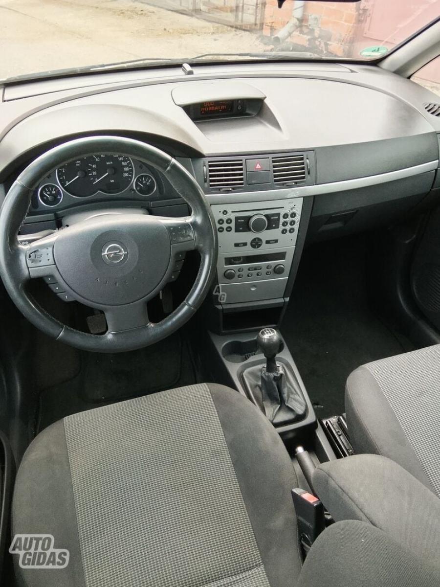 Opel Meriva 2005 in Siauliai, with an engine capacity of 1.70 L and mileage of 300 thousand km for 850 €, photo 10 on AUTOMOTO.COM.LV