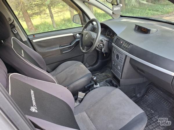 Opel Meriva 2005 in Mazeikiai, with an engine capacity of 1.70 L and mileage of 316 thousand km for 850 €, photo 5 on AUTOMOTO.COM.LV