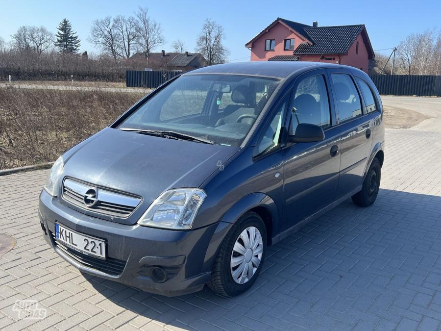 Opel Meriva 2006 in Klaipeda, with an engine capacity of 1.40 L and mileage of 197 thousand km for 800 €, photo 4 on AUTOMOTO.COM.LV
