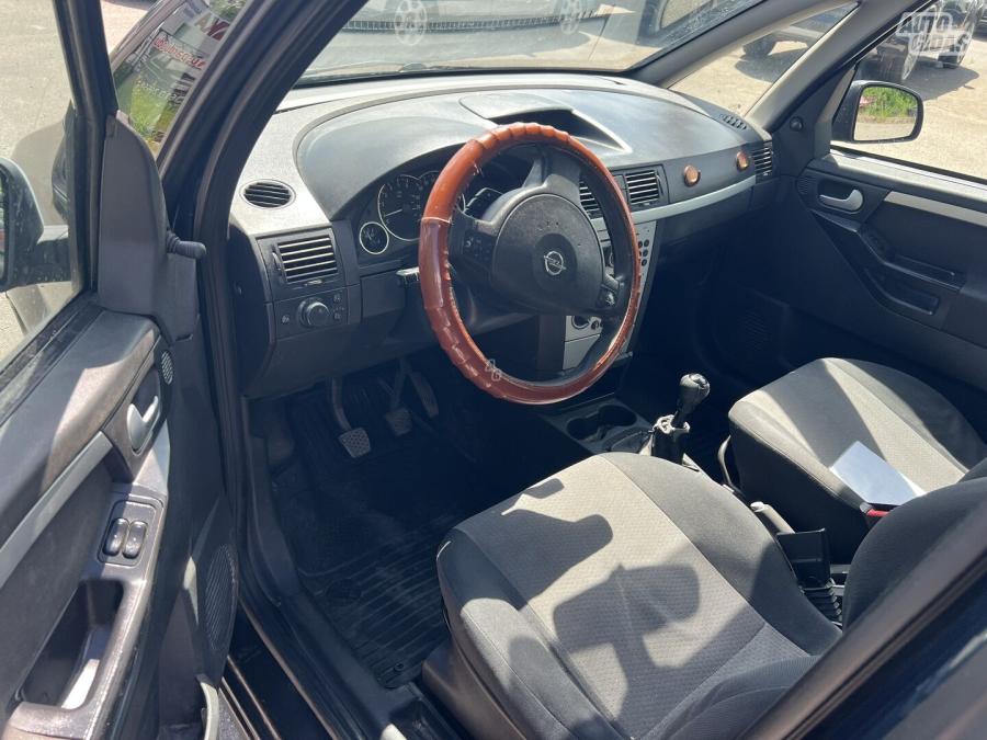 Opel Meriva 2006 in Siauliai, with an engine capacity of 1.20 L and mileage of 300 thousand km for 549 €, photo 12 on AUTOMOTO.COM.LV