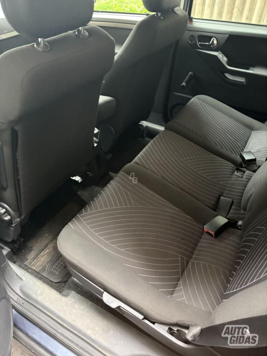 Opel Meriva 2006 in Vilnius, with an engine capacity of 1.30 L and mileage of 224 thousand km for 499 €, photo 9 on AUTOMOTO.COM.LV