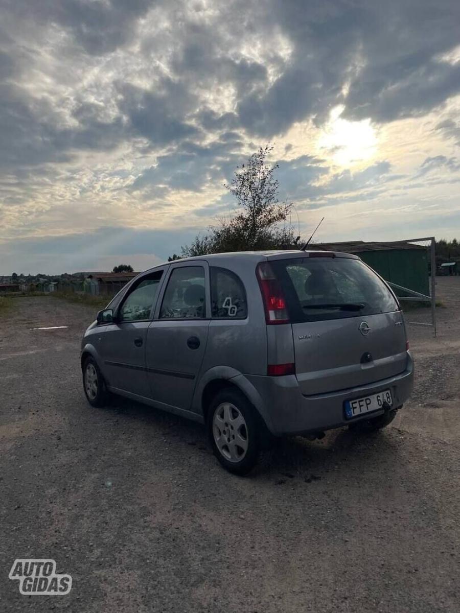 Opel Meriva 2006 in Vilnius, with an engine capacity of 1.70 L and mileage of 320 thousand km for 649 €, photo 8 on AUTOMOTO.COM.LV