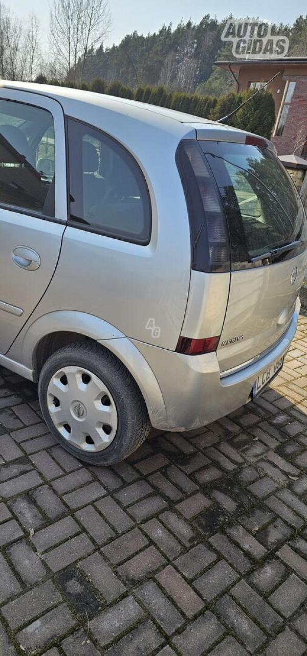 Opel Meriva 2007 Alīta, ar dzinēja tilpumu 1.70 L un nobraukumu 233 tūkst. km par 1050 €, foto 3 vietnē AUTOMOTO.COM.LV