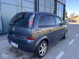 Opel Meriva 2008 in Silute, with an engine capacity of 1.70 L and mileage of 299 thousand km for 950 €, photo 3 on AUTOMOTO.COM.LV