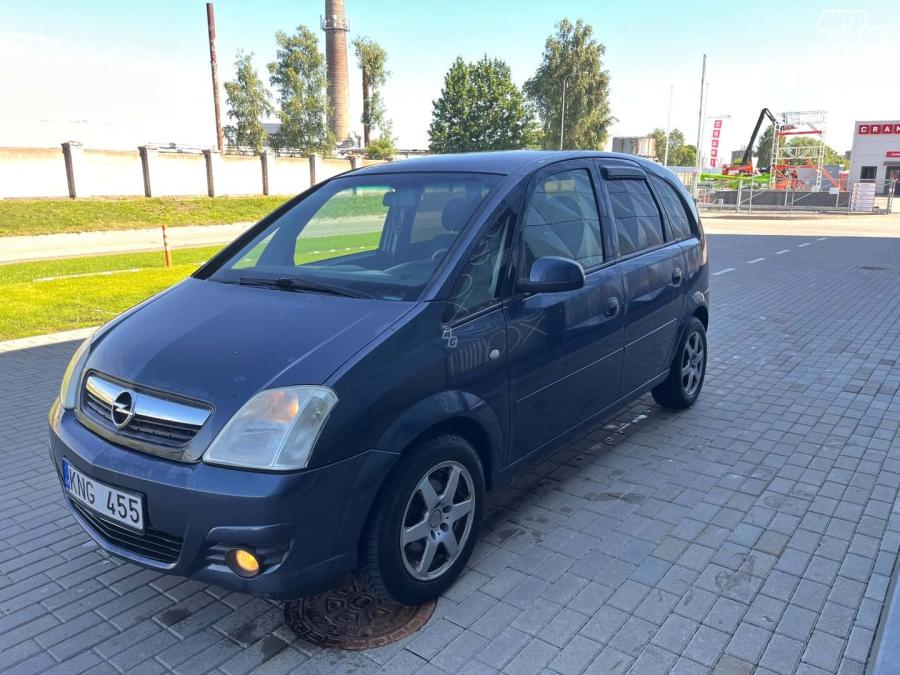 Opel Meriva 2008 in Silute, with an engine capacity of 1.70 L and mileage of 299 thousand km for 950 €, photo 6 on AUTOMOTO.COM.LV